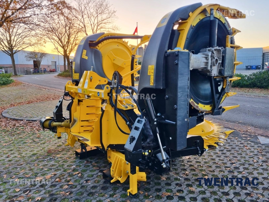 New Holland 600 BFI corn header | Twentrac B.V.